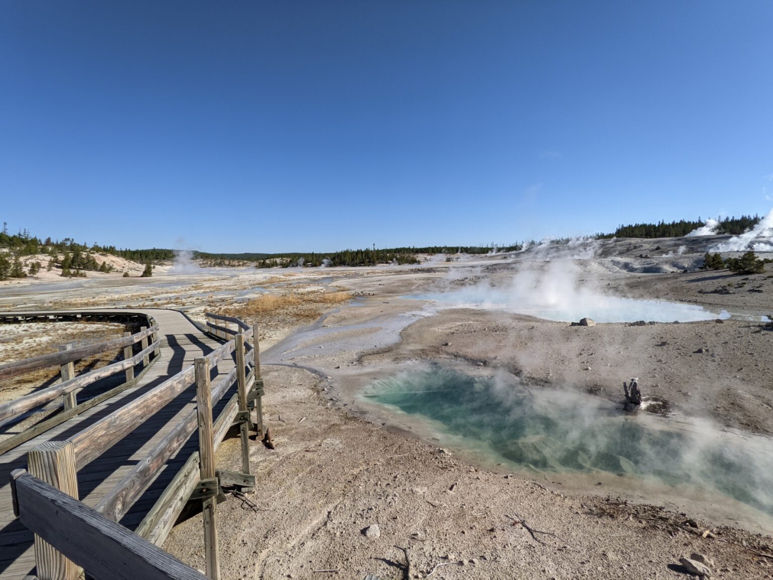 イエローストーン国立公園の魅力・観光モデルコース・必要日数